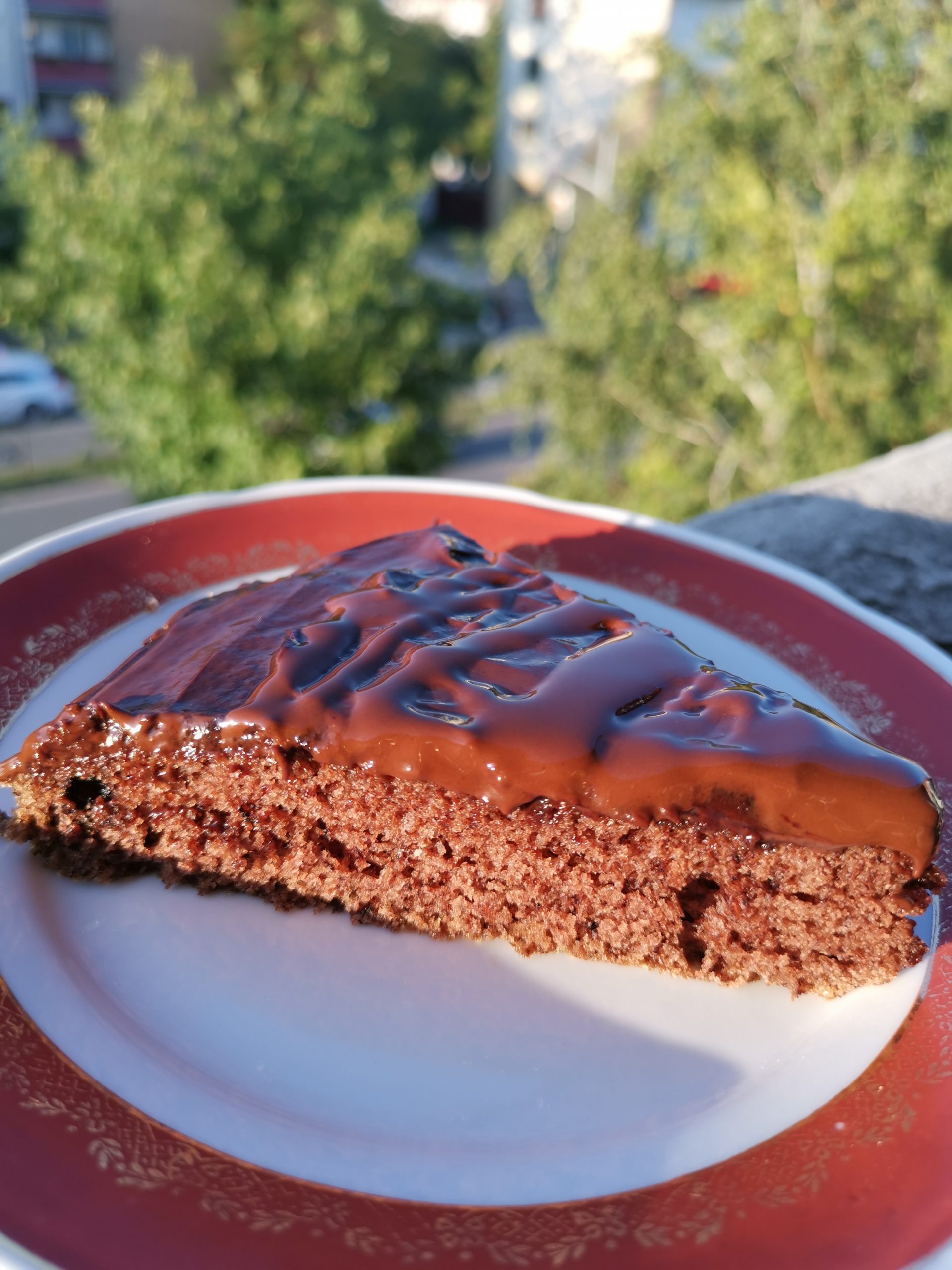 Deca u kuhinji: ludi kolač